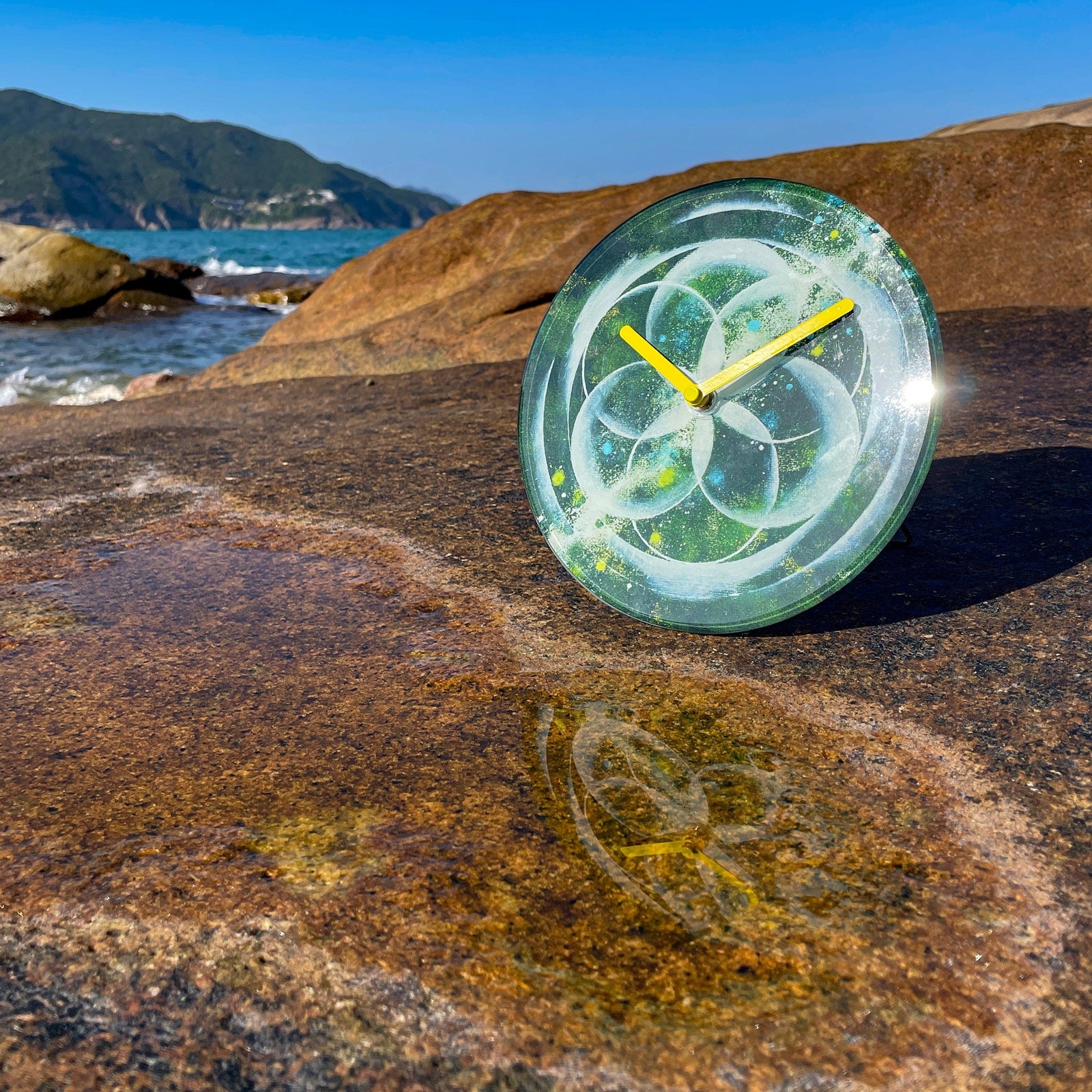 Table/Wall clock 20cm - Silent - Green - Tempered Glass - "Cosmo Table